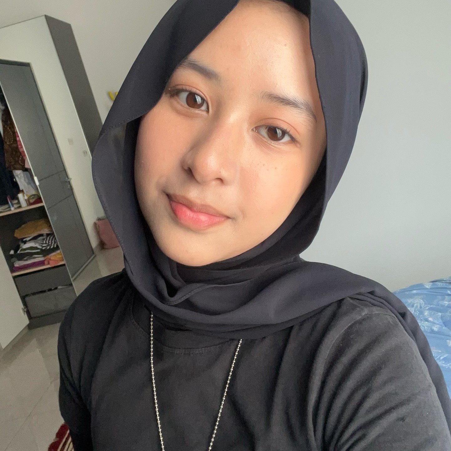 Azzahra Anjelika Borselano's Profile